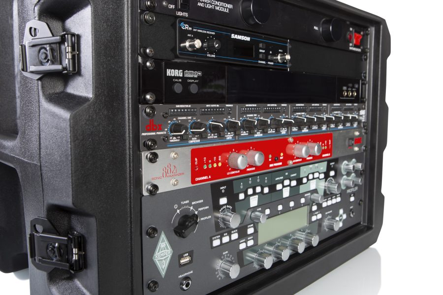 8U, 19" Deep Molded Audio Rack; w/ wheels - Gator Cases